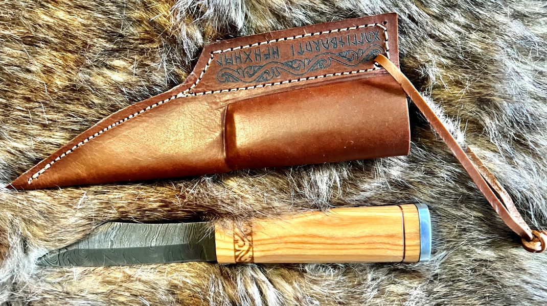Fixed Blade Hunting Knives - Bowie Kukri Tactical Knives | Kingdom of ...